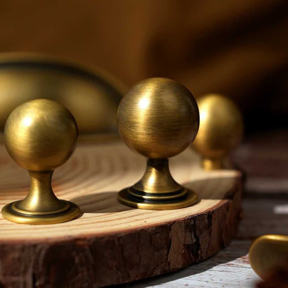 Antique Brass Kitchen Hardware – The Boutique Handle Co